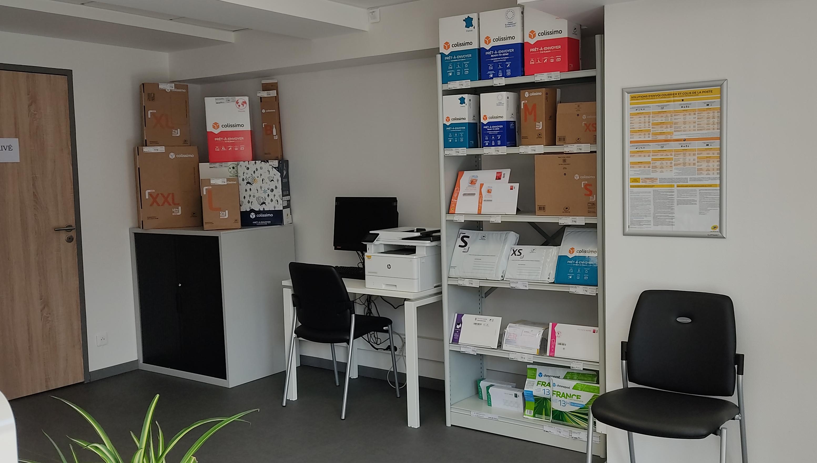 Agence Postale Communale - CALMONT